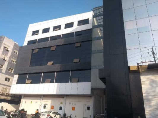 Savitri Empire In Vijay Nagar Indore By No Project Builder